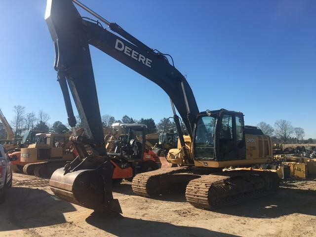 2007 DEERE 240D LC
