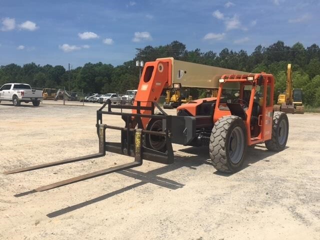 2011 JLG G9-43A